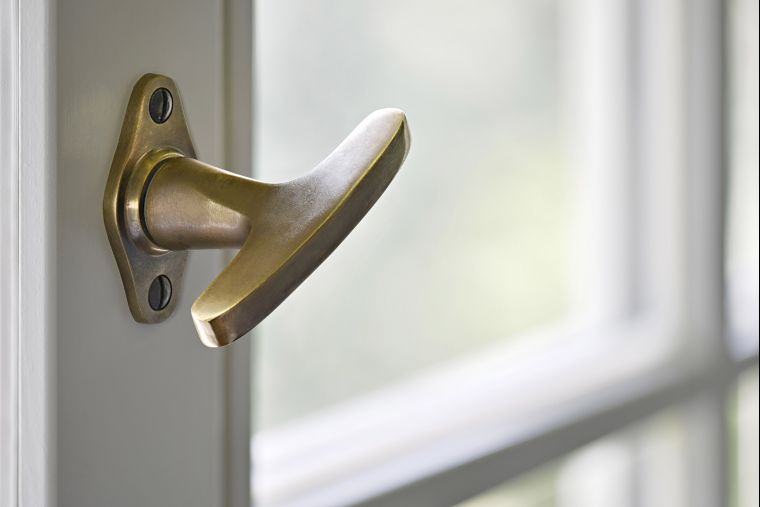 Fenstergriffe | Antik | Fensteroliven | Griffoliven | Ventano